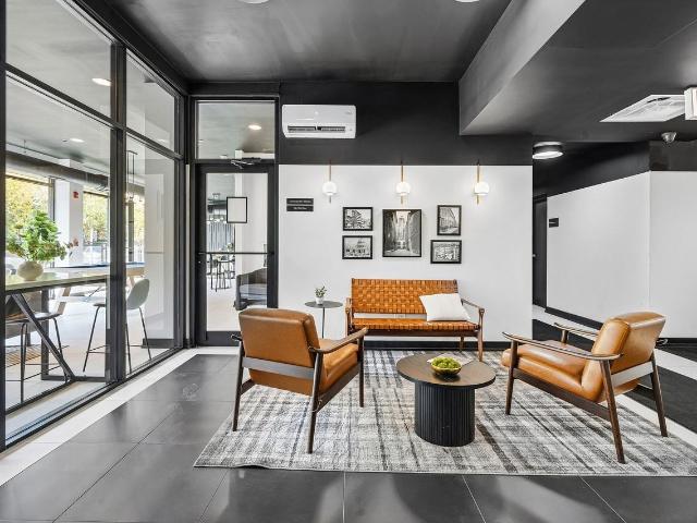 Low Line Commons 3 Bedroom Apartment for Rent at 3431 N Ashland Ave, Chicago, IL 60657 Lakeview