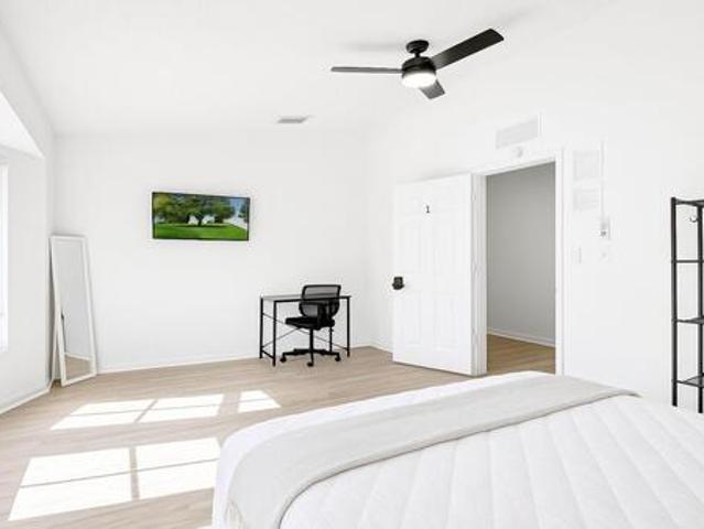 Low Move In fee! All Utilities Included! Free Fast Wi Fi ! Smart Lock Rooms! Plenty of Private Parking ! Bus Routes Around the Corner Affordable and Spacious Co Living Home in Port Saint Lucie, Florida