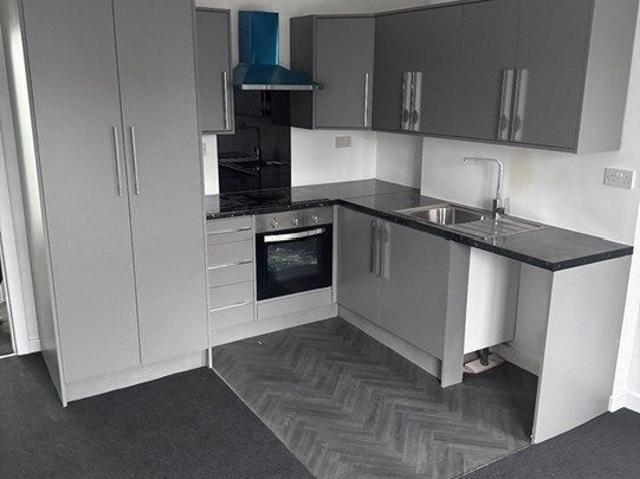 Low St, Keighley BD21, 1 bed flat to rent, £550 pcm | PrimeLocation