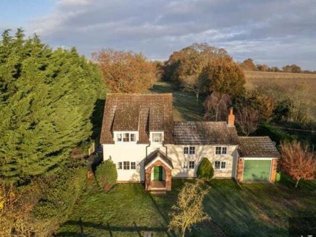 Low Road, Bramfield, 3 Bedroom Cottage