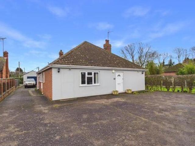 Low Road, Stow Bridge, 4 Bedroom Detached