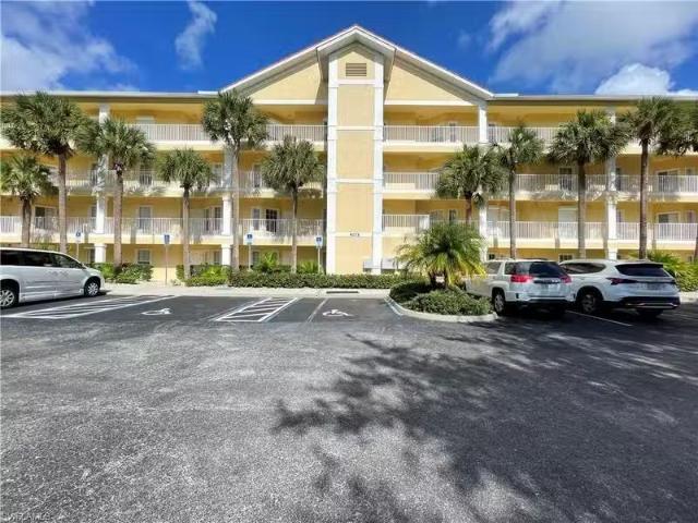 Low Rise 1 3 NAPLES, FL 9175 Celeste Dr #306