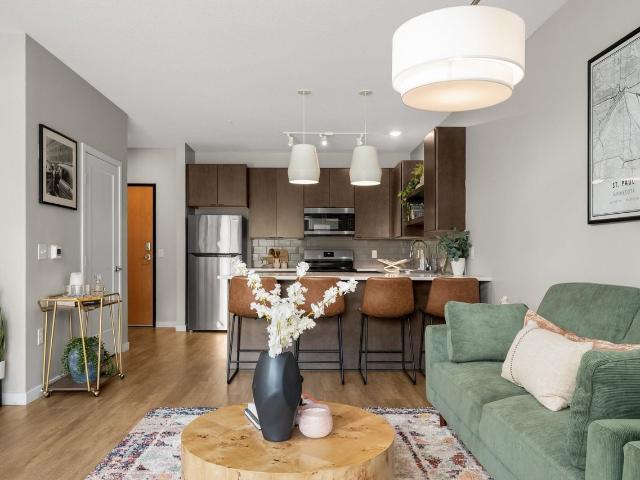 Lowa46 2 Bedroom Apartment for Rent at 4621 Snelling Ave, Minneapolis, MN 55406 Hiawatha