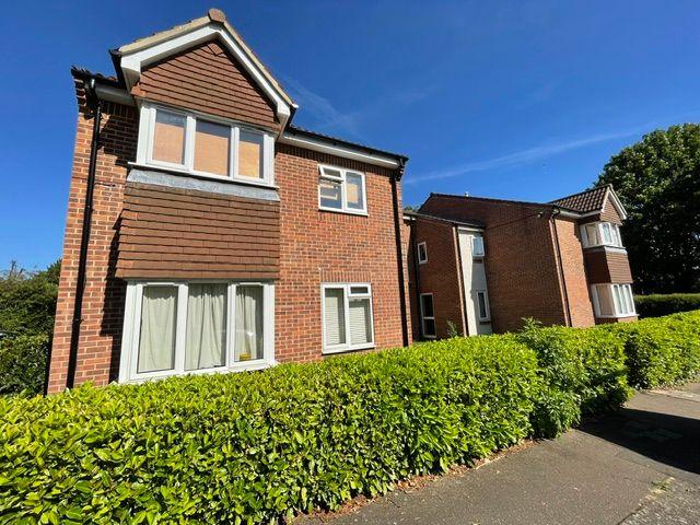 Lowdell Close, West Drayton UB7, 1 bed flat to rent, £1,300 pcm | PrimeLocation