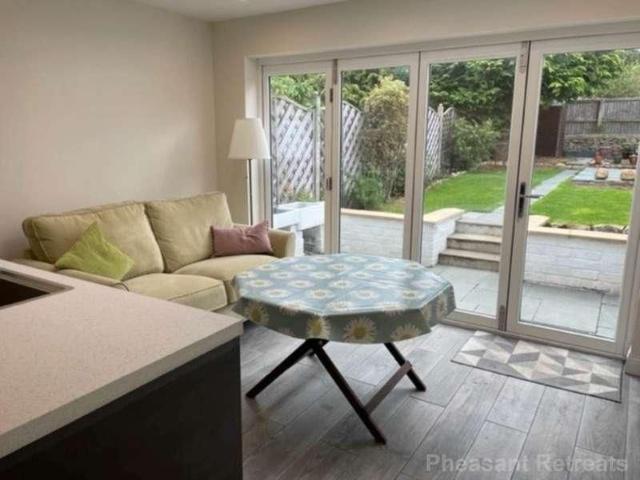 Lowell Place, Witney, OX28