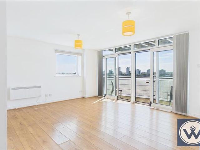 Lowestoft Mews E16, 2 bed flat to rent, £1,700 pcm | PrimeLocation