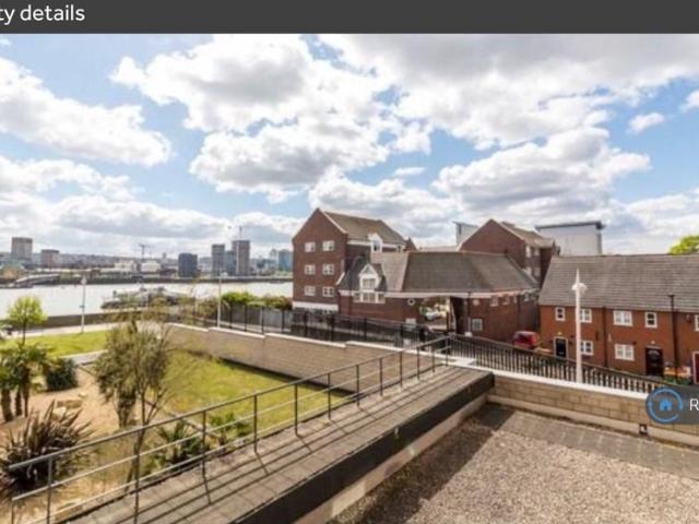 Lowestoft Mews, London, E16 1 bed flat to rent £1,475 pcm £340 pw