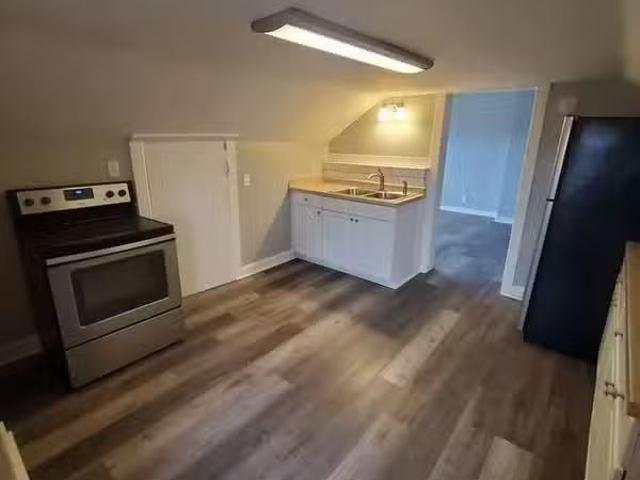 Lower 3201 Charles Ave. Duplex