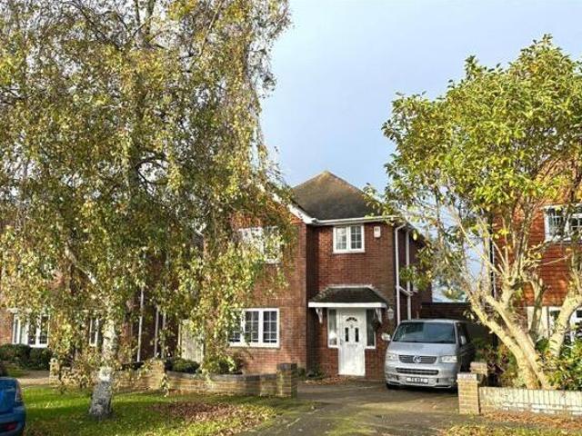 Lower Willingdon, Meadows Road, Eastbourne, 3 Bedroom Detached