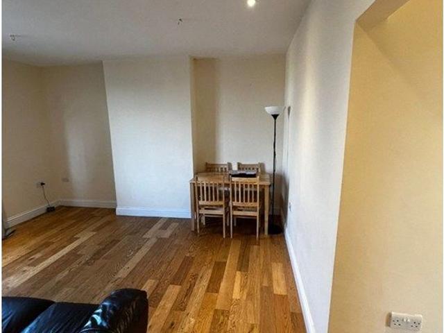Lower Addiscombe Road, Croydon CR0, 2 bed flat to rent, £1,500 pcm | PrimeLocation