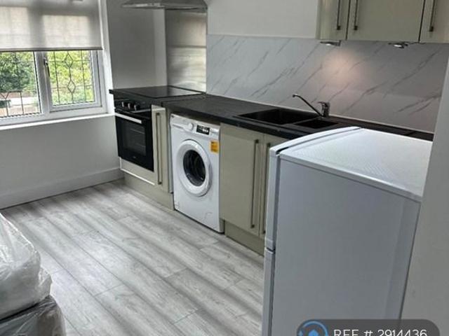Lower Addiscombe Road, Croydon, CR0 Studio to rent £1,150 pcm £265 pw