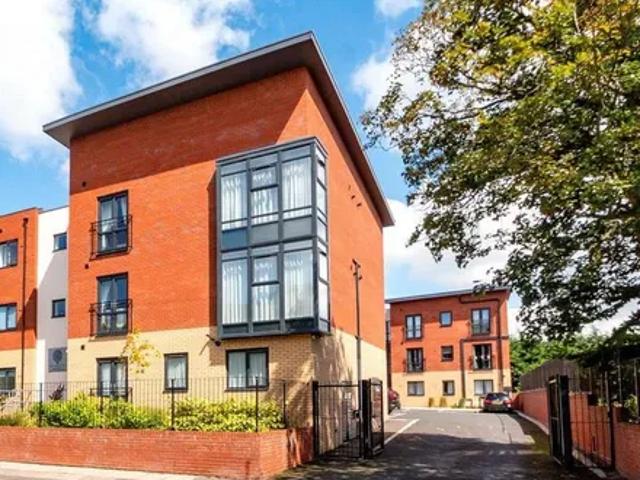 Lower Broughton Road, Blackfriars, Salford, M7 1WE, United Kingdom | 2 bed apartment for rent #138930752 | Rentberry