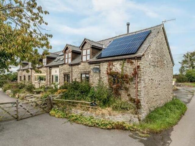 Lower Brechfa, Brecon, 5 Bedroom Detached