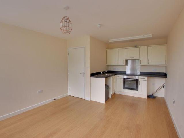 Lower Bristol Road, Bath 1 bed apartment to rent £1,095 pcm £253 pw