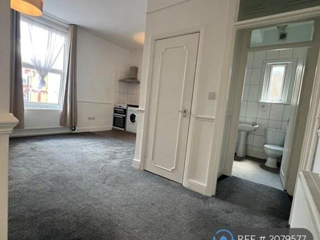 Lower Clapton Road, London, E5 1 bed flat to rent £1,550 pcm £358 pw