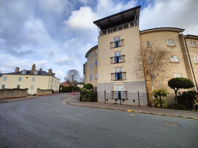 Lower Clarence Road, Norwich NR1, 2 bed flat to rent, £1,200 pcm | PrimeLocation