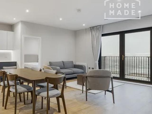 Lower Essex Street, Rea Valley, Highgate, B5 6FF, United Kingdom | 3 bed apartment for rent #167723646 | Rentberry
