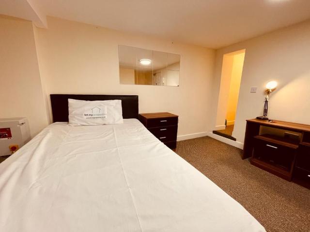 Lower Ford Street, Coventry CV1, Room to rent, £525 pcm | PrimeLocation