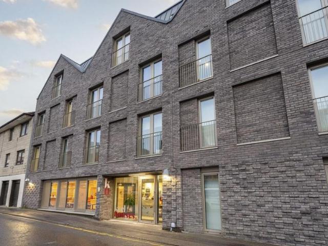 Lower Gilmore Place, Edinburgh EH3 Studio to rent £1,647 pcm £380 pw