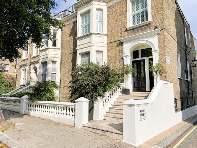 Lower Ground, Warwick Avenue, Maida Vale W9, 3 bed flat to rent, £3,700 pcm | PrimeLocation