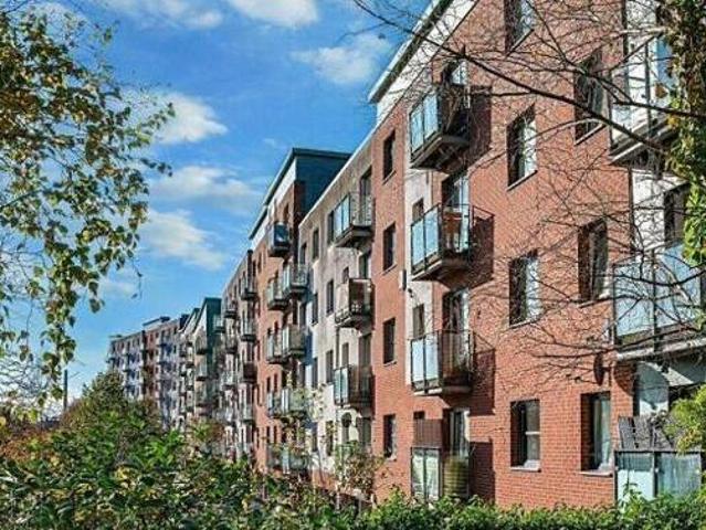 Lower Hall Street, St. Helens, 2 Bedroom Flat