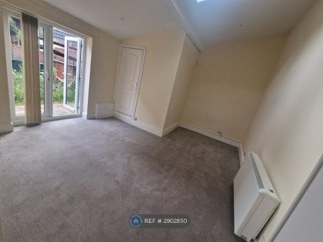 Lower Holyhead Road, Coventry CV1, Studio to rent, £625 pcm | PrimeLocation