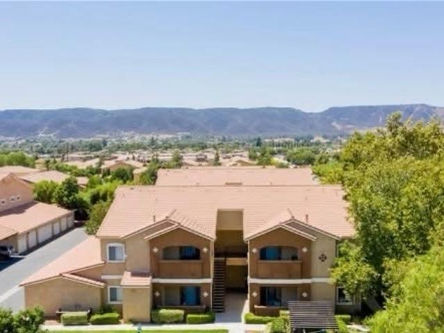 Lower_level single unit in Murrieta | Available De