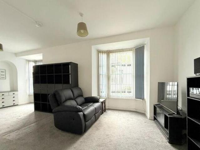 Lower Market Street, Penryn, 1 Bedroom Flat
