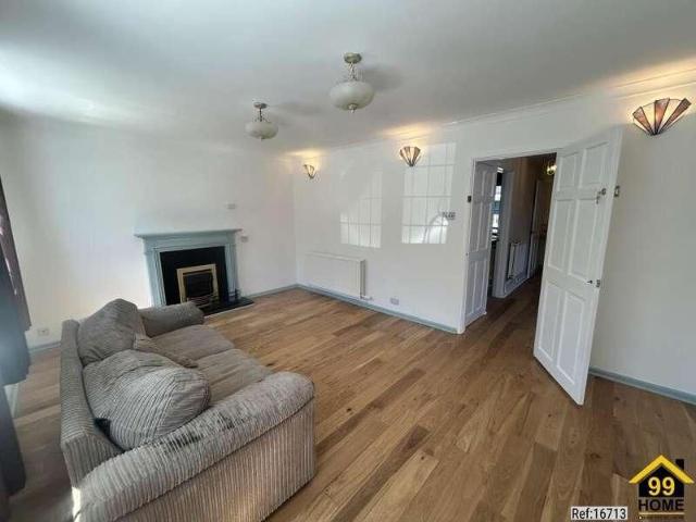 Lower Marsh Road, Warminster, United Kingdom, BA12