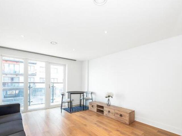 Lower Mast House, Woolwich, 2 Bedroom Flat