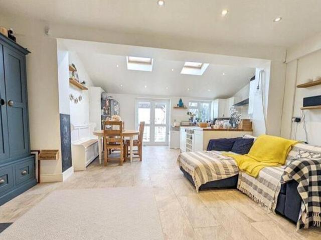 Lower Parkstone, Sandbanks Road, Poole, 4 Bedroom Semi detached