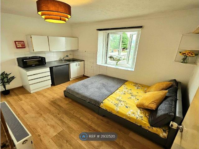 Lower Parkstone, Poole BH14, Room to rent, £448 pcm | PrimeLocation