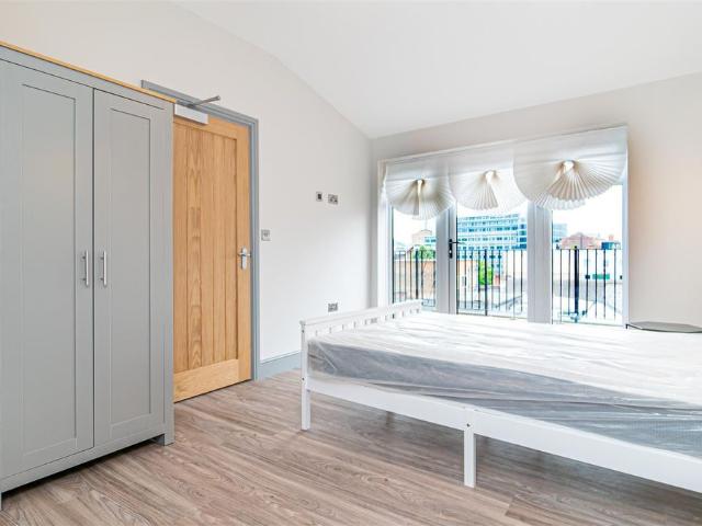 Lower Parliament Street, Nottingham NG1, 1 bed flat to rent, £1,100 pcm | PrimeLocation