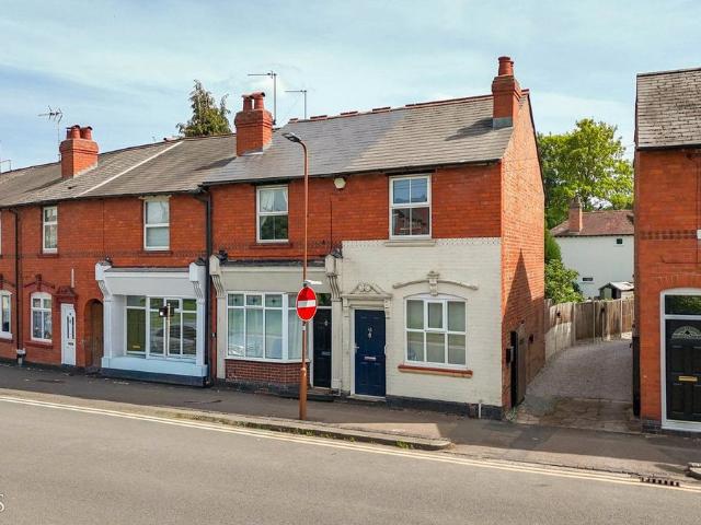 Lower Queen Street, Sutton Coldfield, West Midlands B72, 2 bed terraced house to rent, £1,100 pcm | PrimeLocation