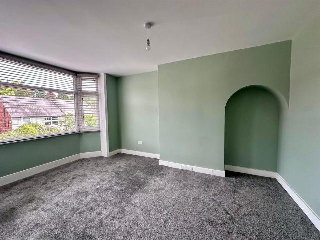 Lower Queens Road, Ashford TN24, 2 bed flat to rent, £1,200 pcm | PrimeLocation