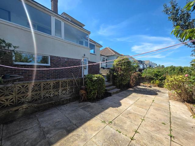 Lower Rea Road, Devon TQ5, 3 bed penthouse to rent, £1,300 pcm | PrimeLocation