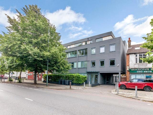 Lower Richmond Road, Surrey TW9, 1 bed flat to rent, £1,995 pcm | PrimeLocation