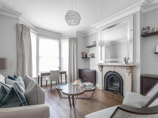 Lower Richmond Road, West Putney, 1 Bedroom Flat