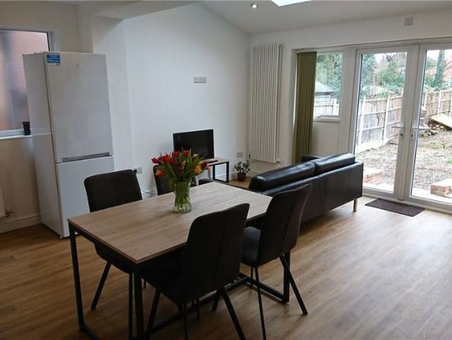 Lower Road, Beeston, Nottingham, NG9