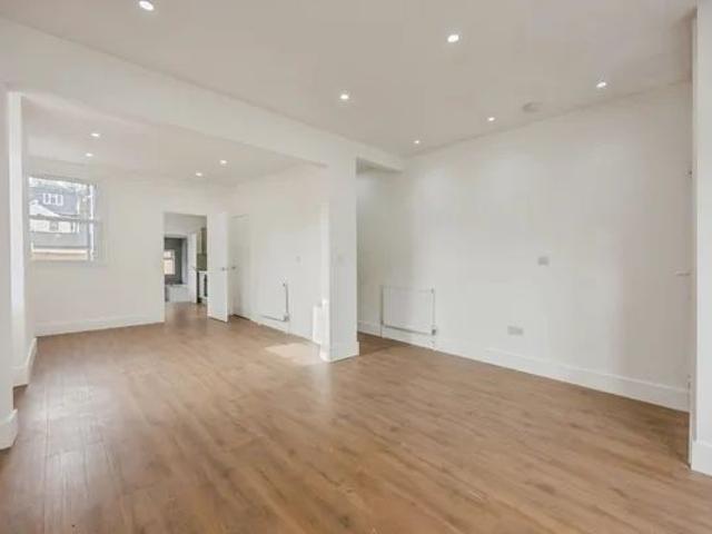 Lower Road,CR8, Property for rent
