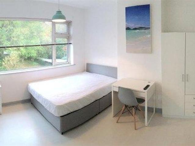 Lower Road 4 bed house share to rent £2,164 pcm £499 pw