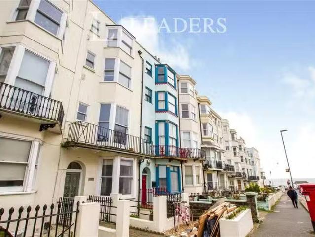Lower Rock Gardens, Brighton, East. 1 bed apartment for sale.