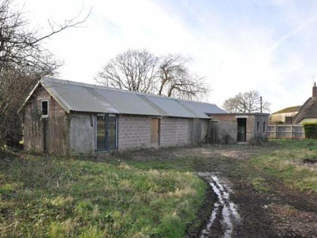 Lower Rowe, Holt, Barn For Rent