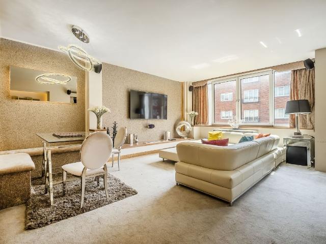Lower Sloane Street, London SW1W, 2 bed flat to rent, £5,633 pcm | PrimeLocation