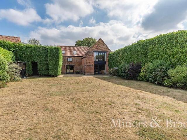 Lower Street, Salhouse NR13, 5 bed detached house to rent, £3,250 pcm | PrimeLocation