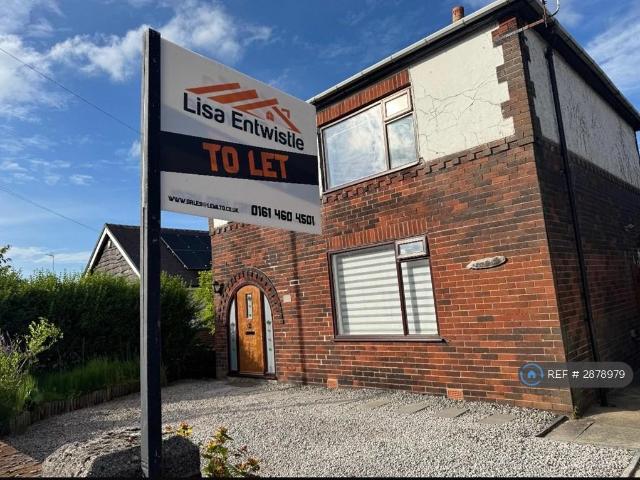 Lowercroft Road, Bury, BL8 3 bed detached house to rent £1,595 pcm £368 pw