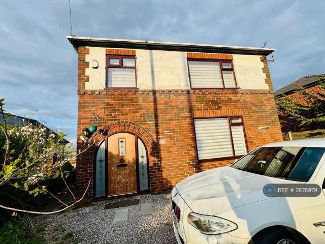 Lowercroft Road, Bury, BL8 3 bed detached house to rent £1,895 pcm £437 pw