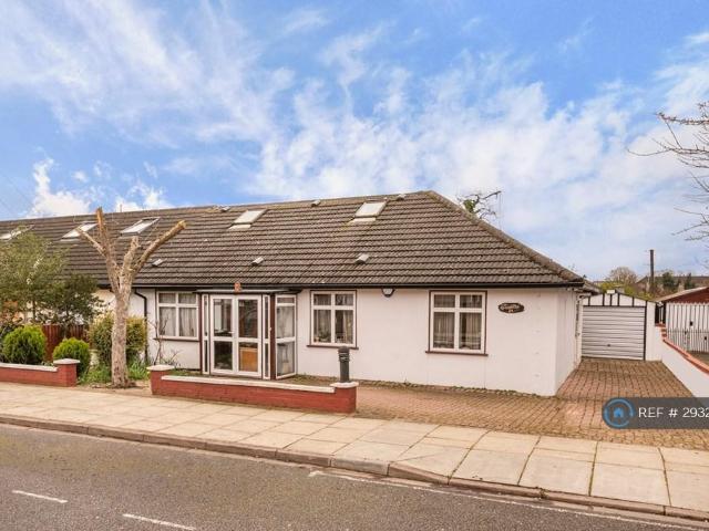 Lowfield Road, London, W3 4 bed bungalow to rent £5,417 pcm £1,250 pw