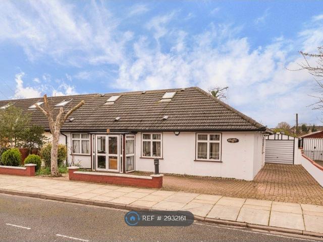 Lowfield Road, London W3, 4 bed bungalow to rent, £5,417 pcm | PrimeLocation