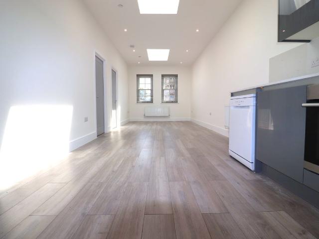 Lowfield Street, Dartford DA1, 2 bed flat to rent, £1,675 pcm | PrimeLocation
